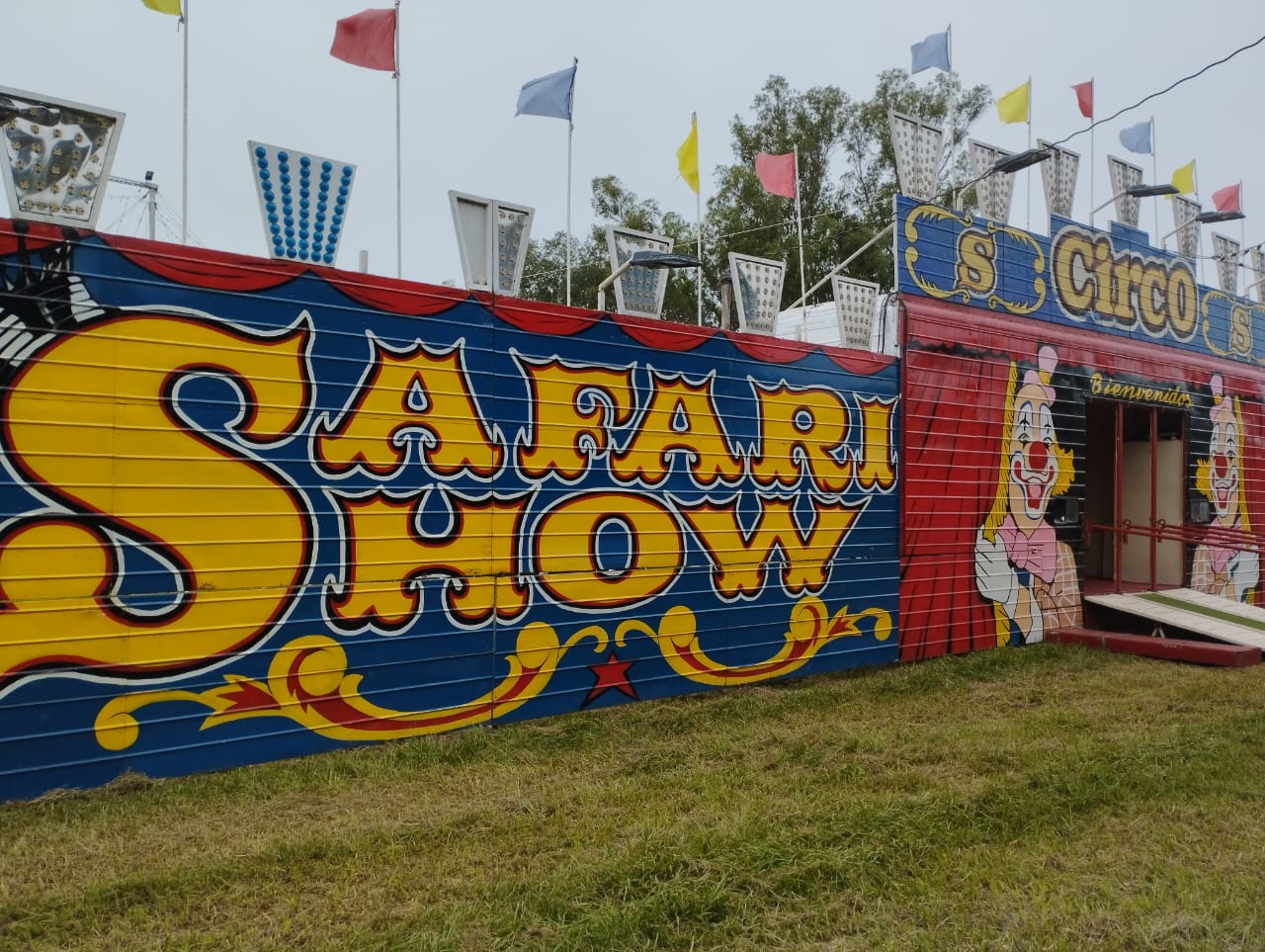 GRAN DEBUT DE SAFARI SHOW – Radio Centro Morteros